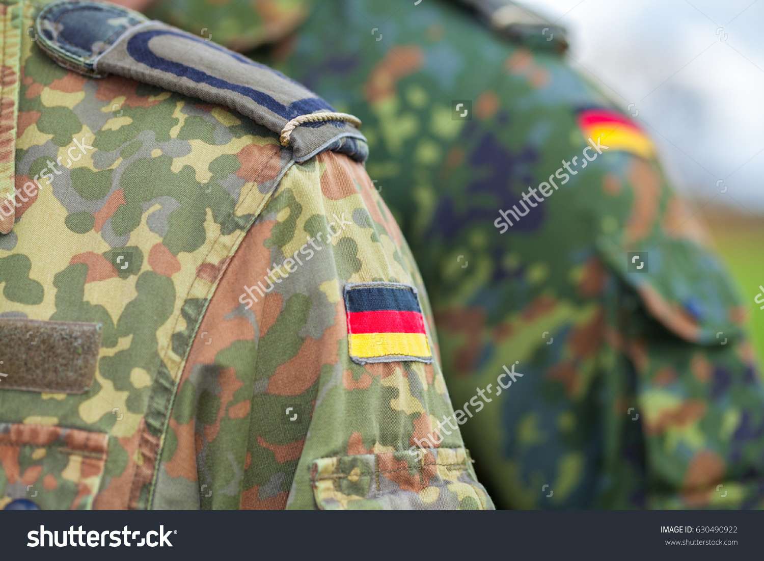 stock-photo-german-flag-on-german-army-uniform-630490922 - Militär ...